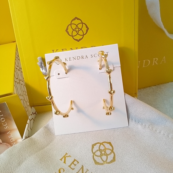 Kendra Scott | Jewelry | Nwb Kendra Scott Haven Heart Hoop Earrings In ...